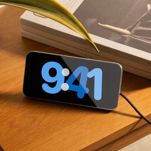 14TH & UNION Snapstand Magnetic Charger - Black