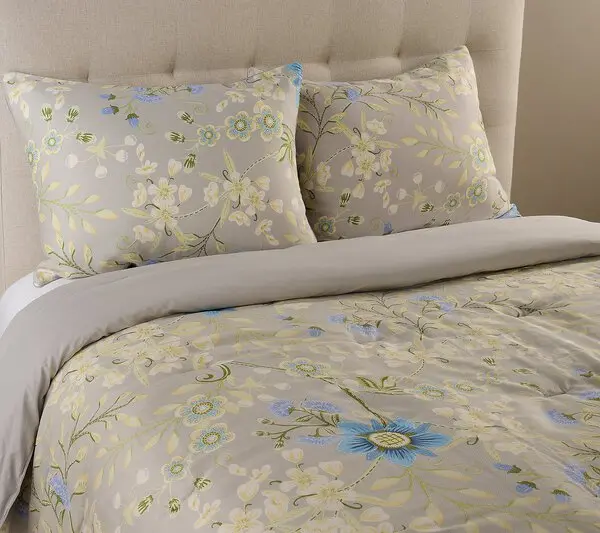 HOME REFLECTIONS As Is Floral Pique Comforter & Shamset-queen - One-color