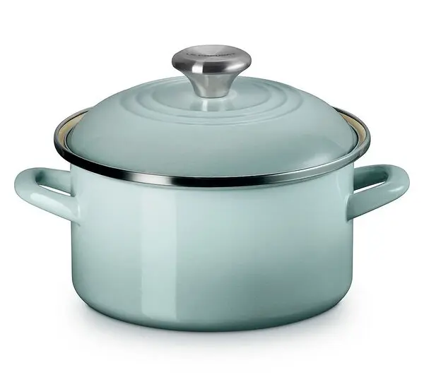 LE CREUSET 3.8 Qt. Petite Stockpot - One-color