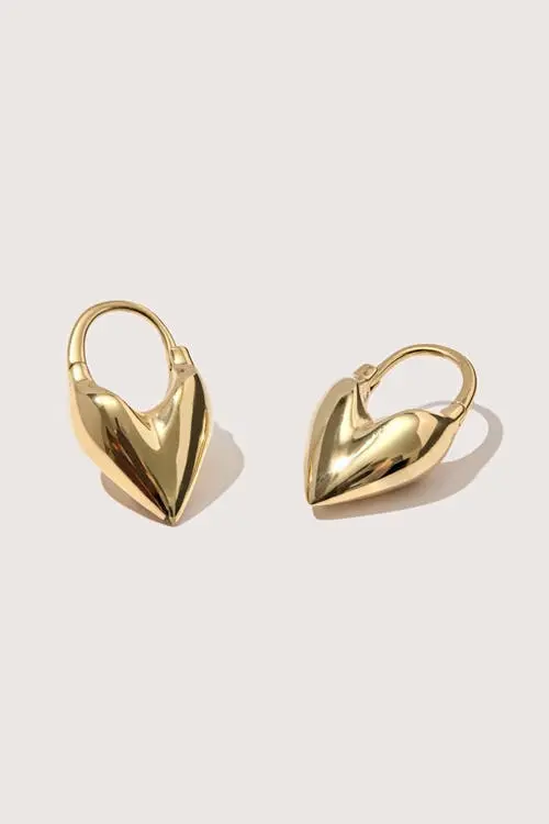 OTIUMBERG Roscida Heart Hoop Earrings - Yellow Toned Gold
