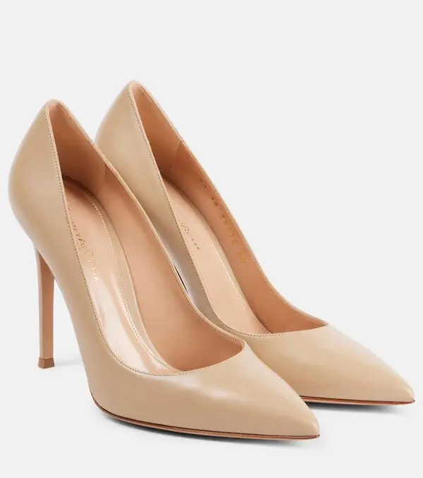 GIANVITO ROSSI 105 Leather Pumps - Beige
