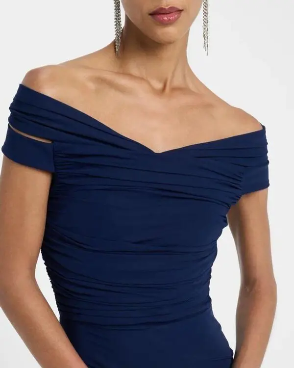 Chiara Boni La Petite Robe Ruched Off-the-shoulder Column Gown - Blu Notte