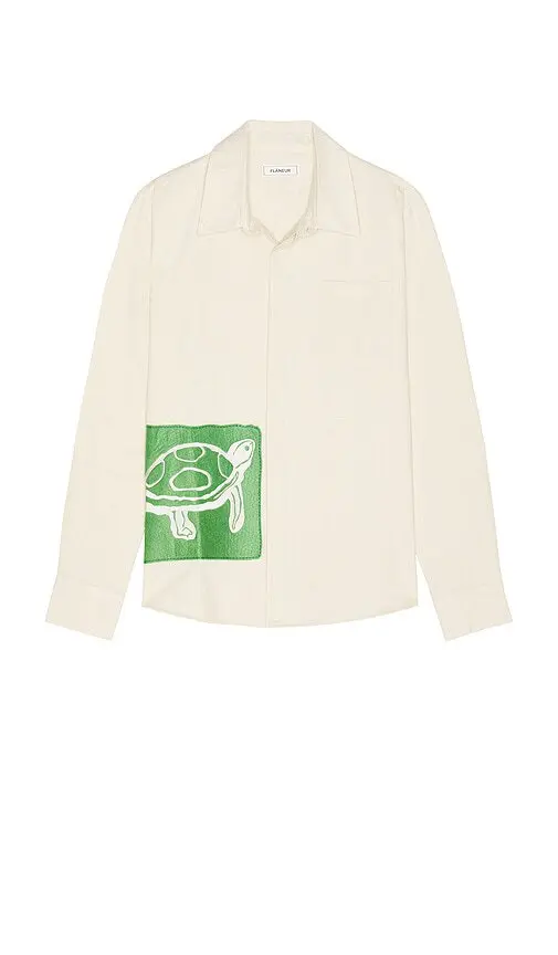 FLANEUR Embroidered Turtle Shirt In Cream - Ecru
