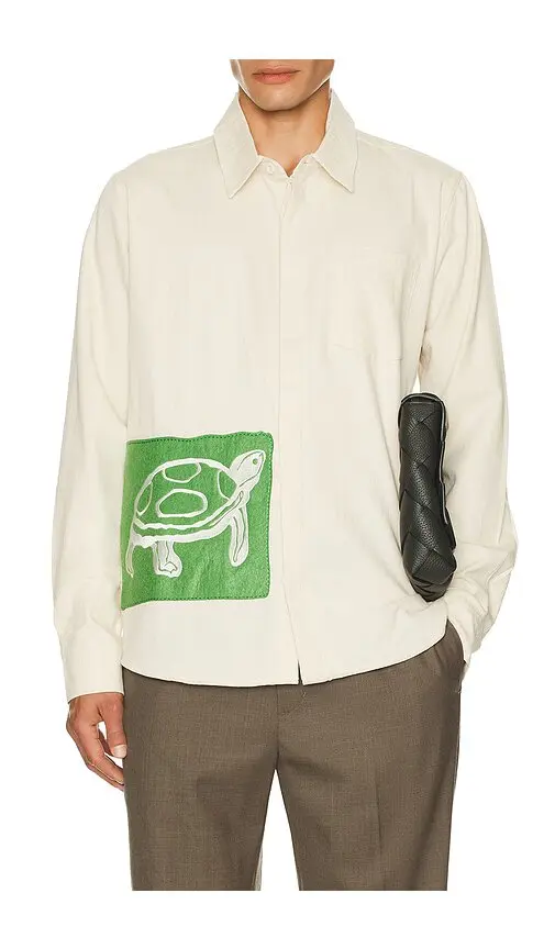 FLANEUR Embroidered Turtle Shirt In Cream