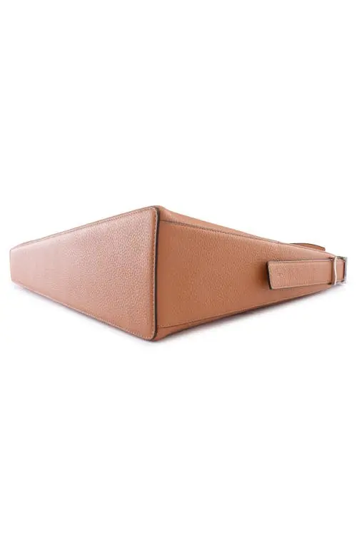 BEHNO Large Danny Flatiron Pebble Leather Shoulder Bag - Clay