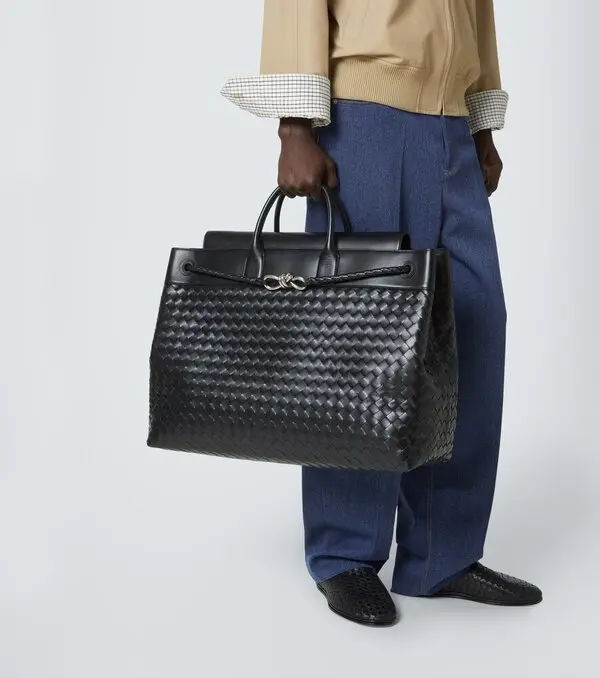 Bottega Veneta Andiamo Voyager Large Leather Tote Bag - Black