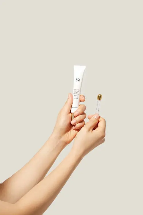 DR. CEURACLE Royal Vita Propolis 33 Capsule Eye Cream