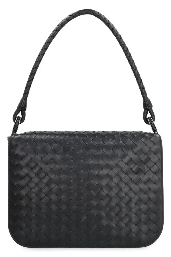 Bottega Veneta Swing Leather Messenger Bag - Black