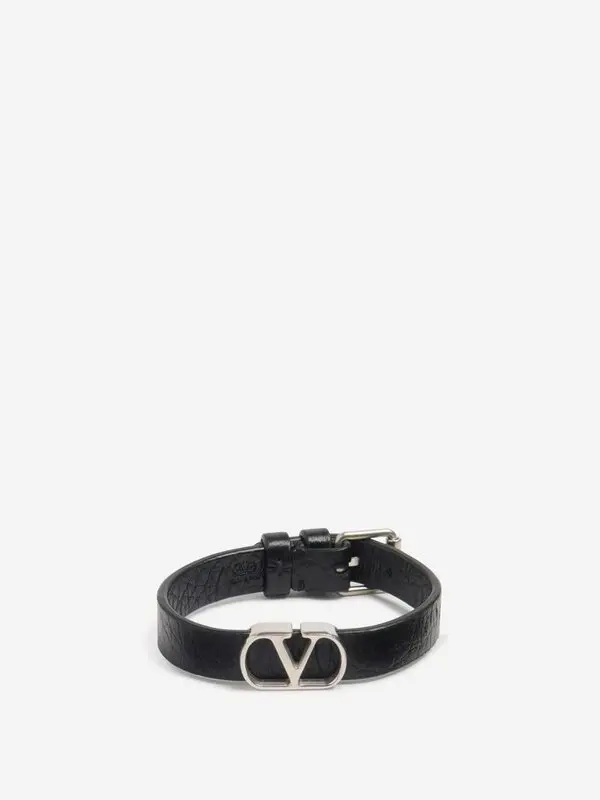 Valentino Garavani Vlogo Leather Bracelet - Straight Jeans