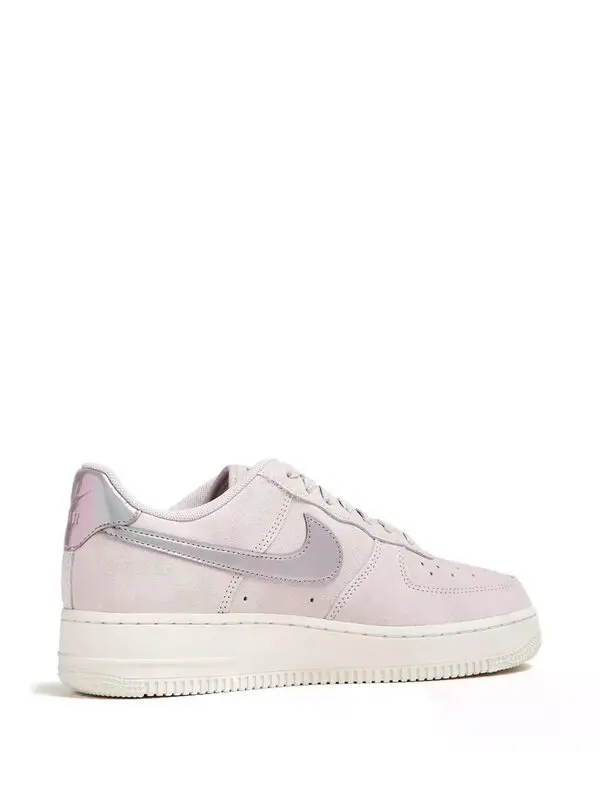 Nike Air Force 1 07 Sneakers - Pink