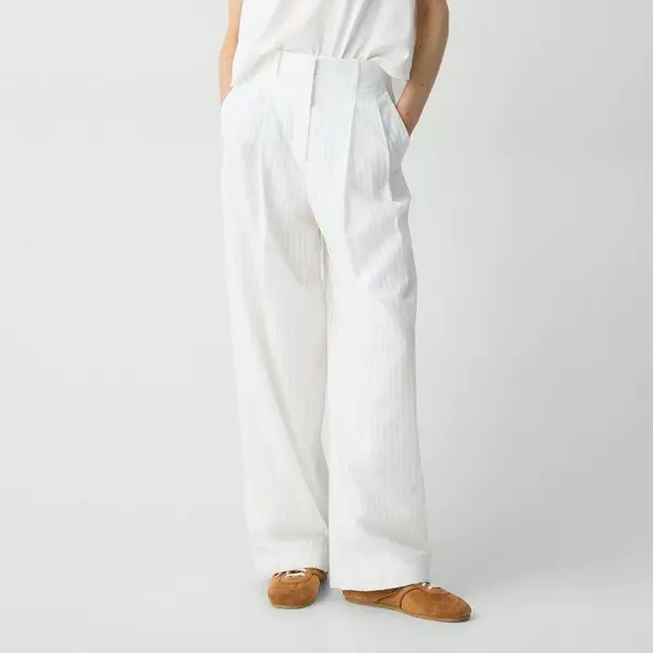Theory Linear Cotton Double Pleat Pant - White