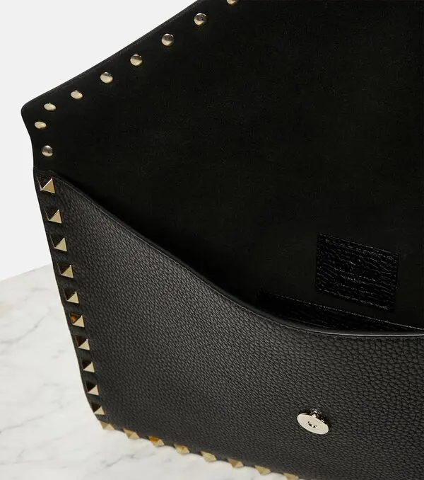 Valentino Garavani Rockstud Leather Clutch - Black