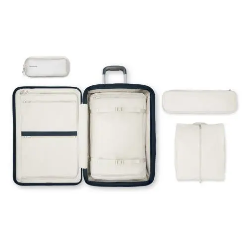 SAMSONITE Silhouette 18 Hardside Expandable 21" Carry On Spinner - Deep Navy