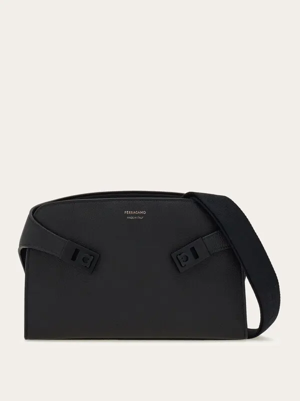 FERRAGAMO Hug Messenger Bag - Black