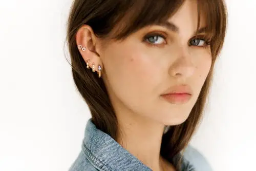 MAZIN JEWELS Triple Stone Huggie Earrings