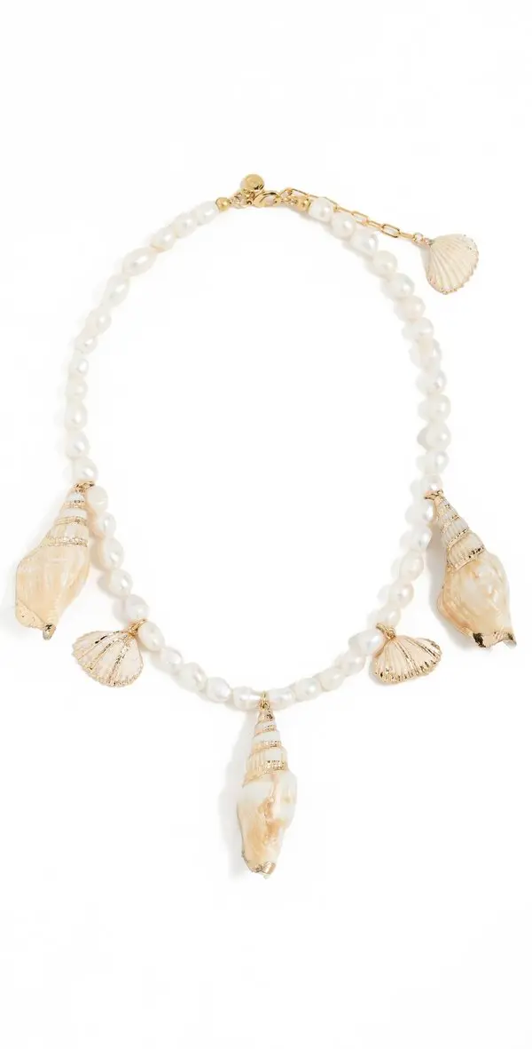 MAYAMAR Seashell Pendant Necklace - Gold