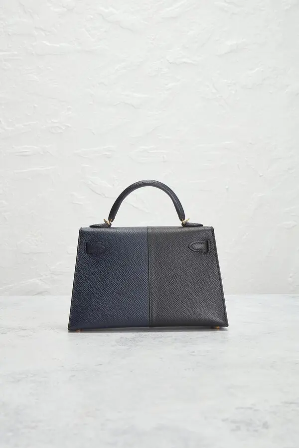 Hermès Casaque Veau Epsom Kelly 20 Handbag - Bleu Indigo & Noir