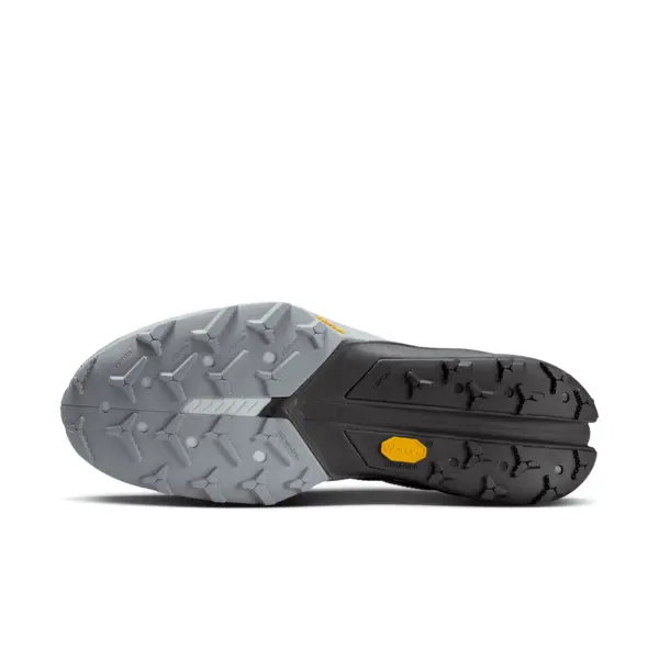 Nike Kiger Trail Running Shoes