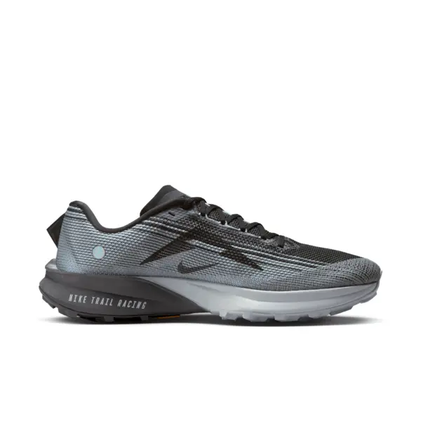 Nike Kiger Trail Running Shoes