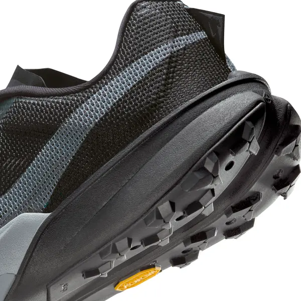 Nike Kiger Trail Running Shoes