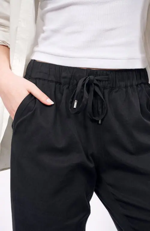 WILDFANG Everyday Drawstring Pant - Black