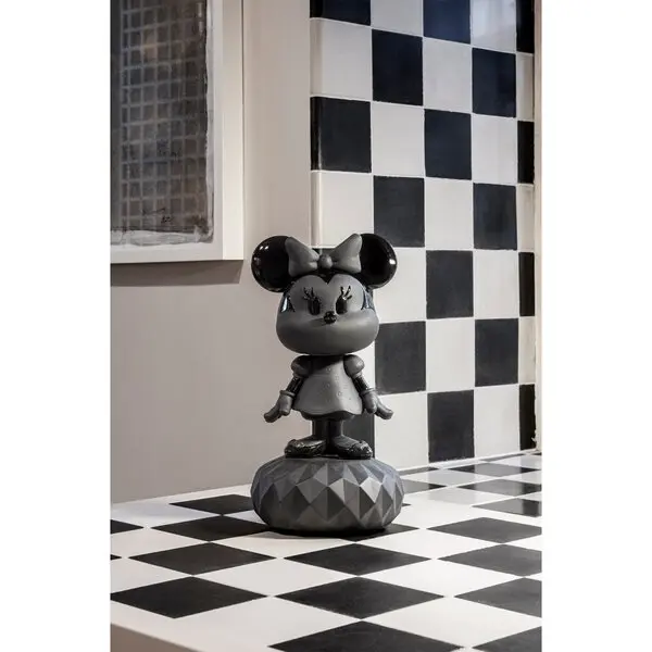 LLADRO Minnie Total Black Sculpture