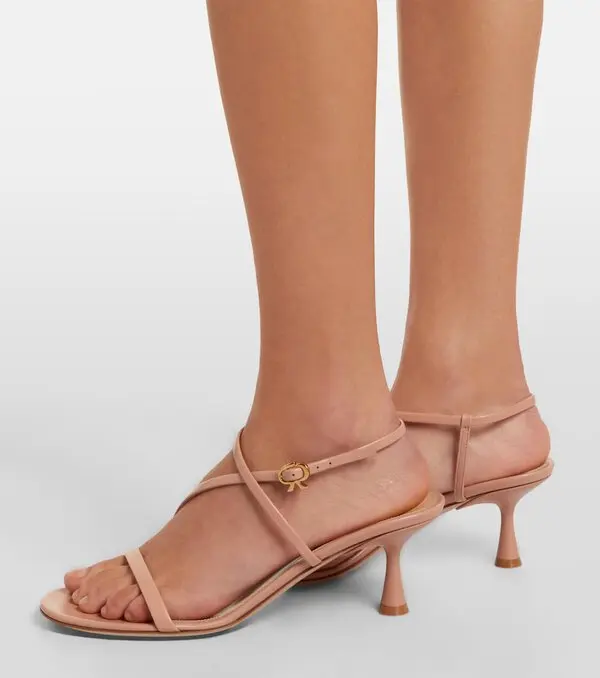 GIANVITO ROSSI Ascent Leather Sandals - Beige
