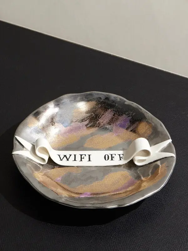 L'Objet Ruan Hoffmann Wifi Off Earthenware Plate - Brown