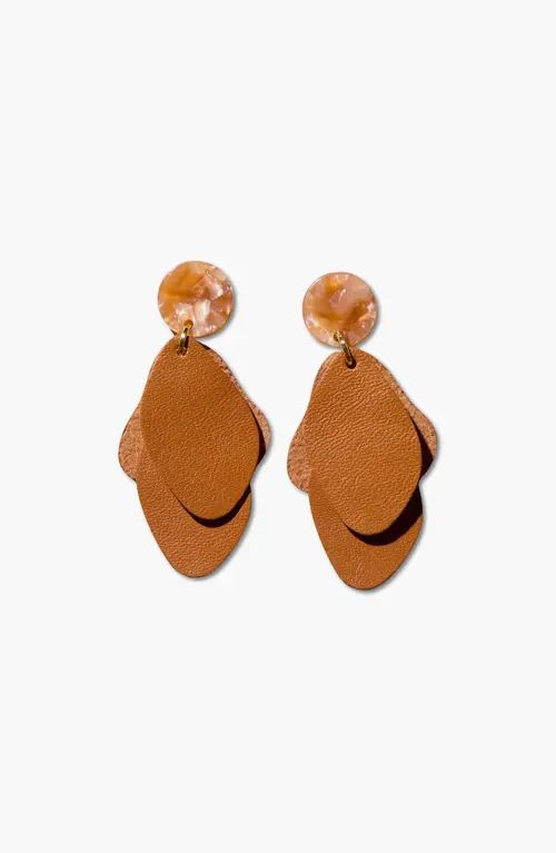 NICKEL & SUEDE Weston Leather Stud Earrings - Hazelnut