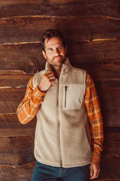 MOUNTAIN KHAKIS Forge Vest - Black