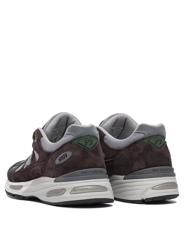 NEW BALANCE 991v2 Sneakers