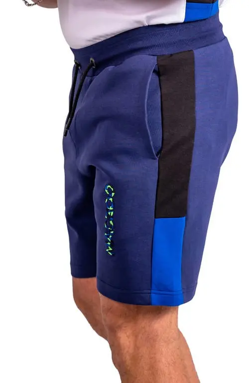 MACEOO Resistance Emb Shorts