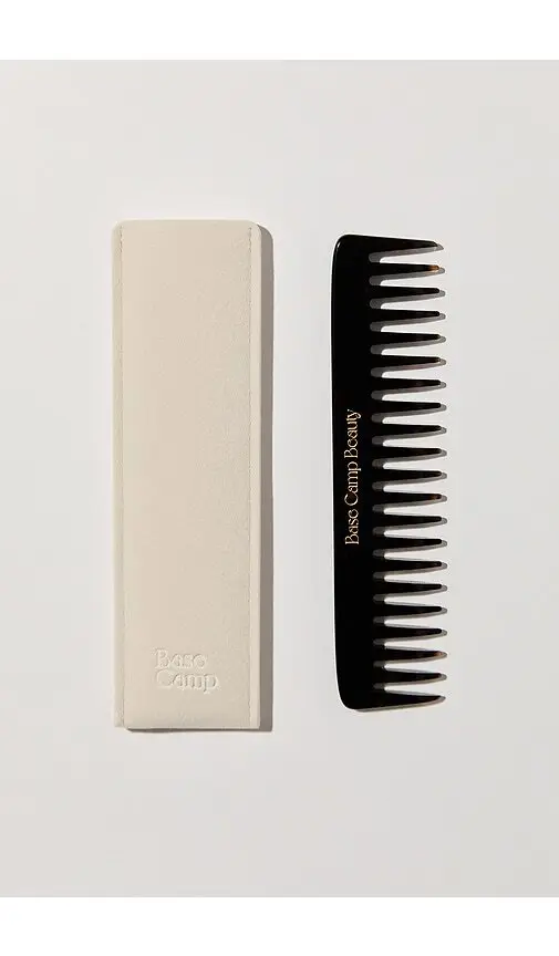 BASE CAMP BEAUTY Classic Wide-tooth Comb
