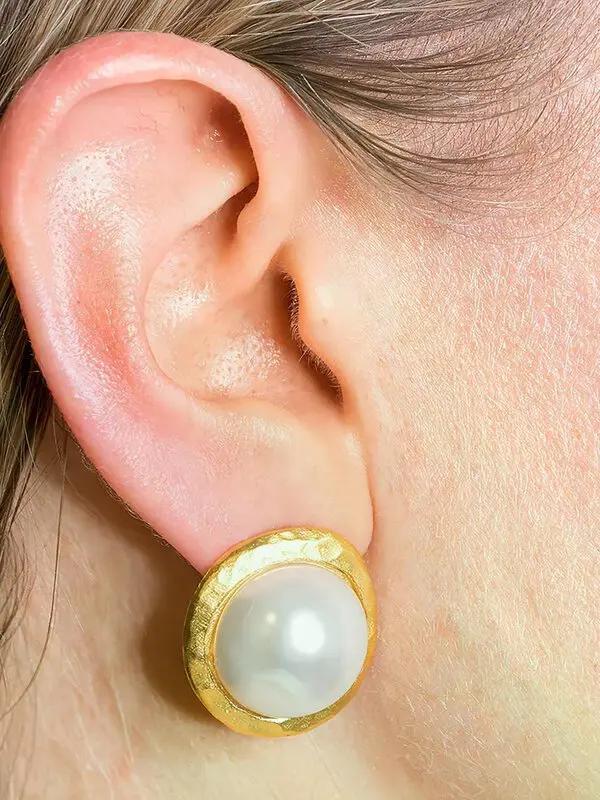 KENNETH JAY LANE Pearl Detailing Clip-on Earrings