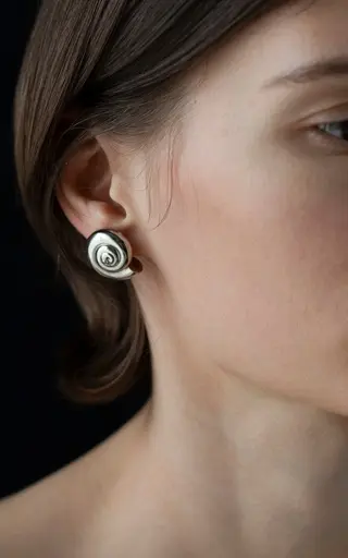 LE SUNDIAL - Nautilus Earrings