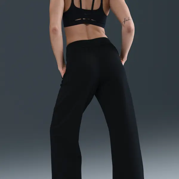 Nike 24.7 Impossiblysoft Dri-fit Pants