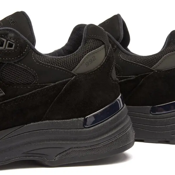 NEW BALANCE Made In Usa U992tb Sneakers - Triple Black