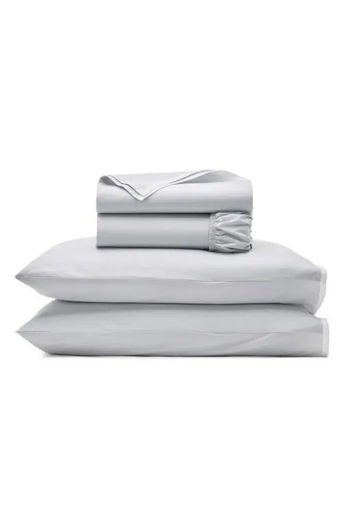 BOLL & BRANCH Framed Percale Sheet Set - Sky/white