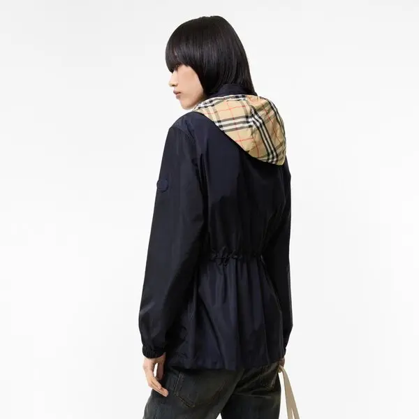 Burberry Short Blackpool Parka - Navy