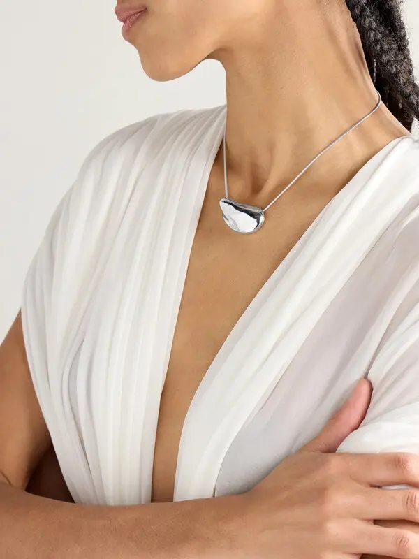 SOPHIE BUHAI Oyster Large Necklace