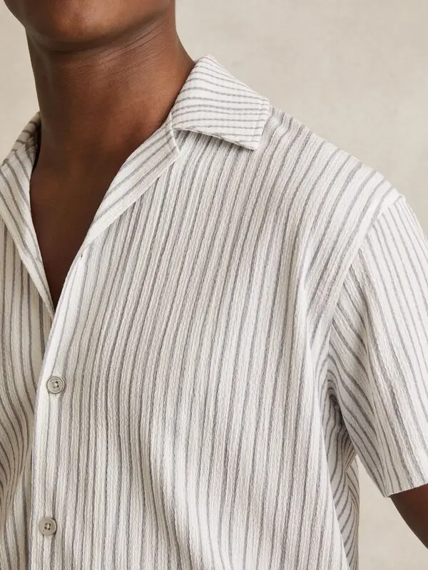 REISS Max Textured Stripe Cuban Collar Shirt - White/soft Blue