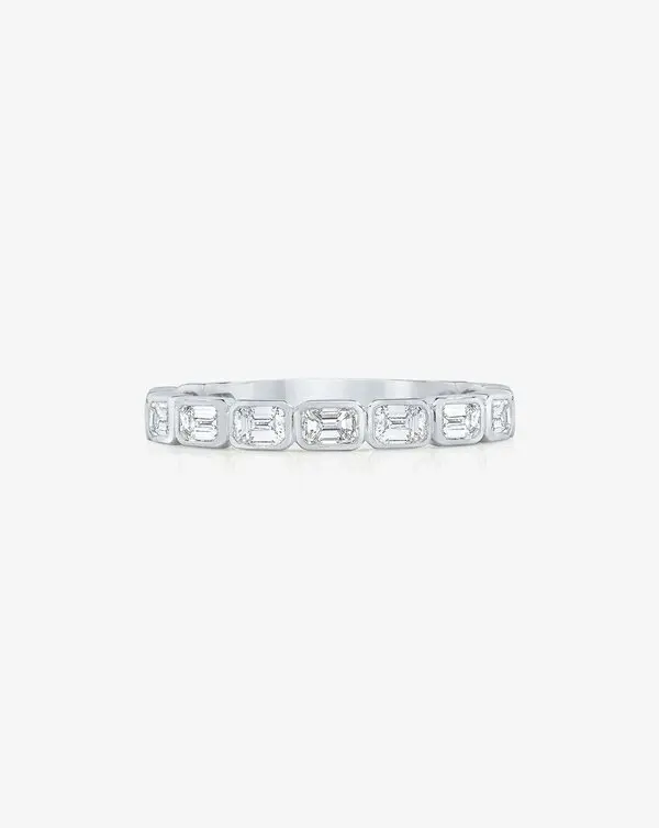 Ring Concierge Lab Diamond Emerald Bezel Band - One-color