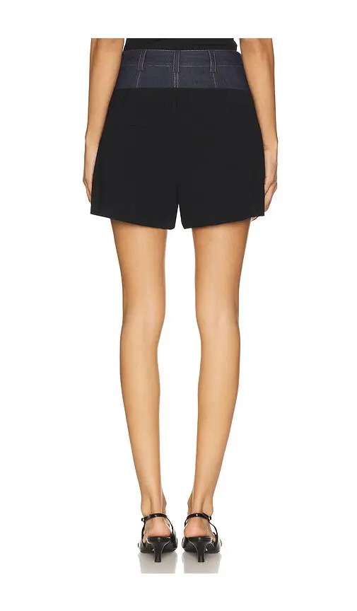 Cinq À Sept Dionne Short