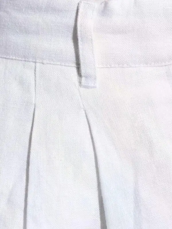 Posse Pleated Shorts - White