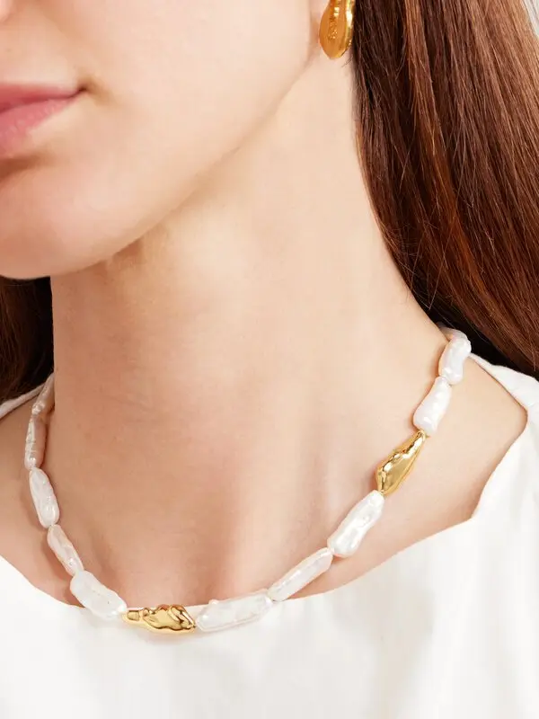 Pacharee Birch Pearl Necklace