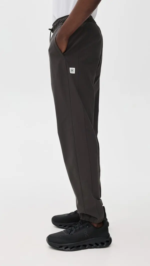 Reigning Champ Stretch Warp Knit Coach's Standard Joggers - Carbon