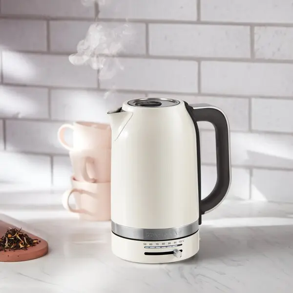 KITCHENAID 1.79 Quart Electric Kettle
