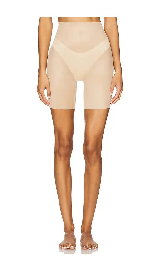 Commando Featherlight Control Short - Beige