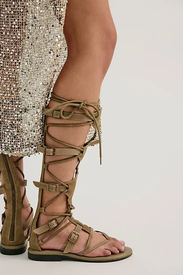 Free People Knee-high Gladiator Sandals With Adjustable Straps - Taupe Suede