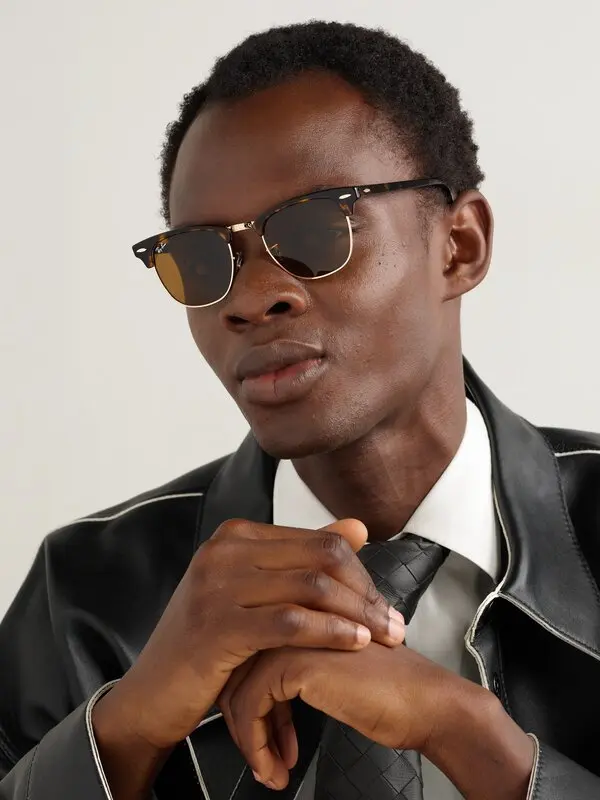 ❣️Ray-Ban レイバン❣️ CLUBMASTER サングラス トータスシェル Ray-Ban Clubmaster Sunglasses - Tortoiseshell | Editorialist